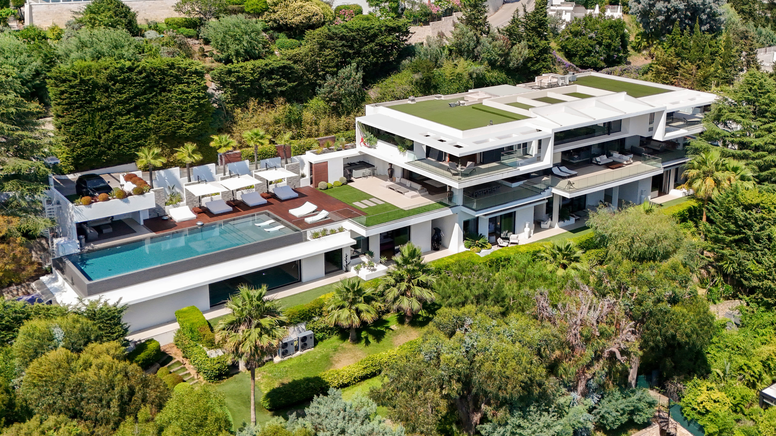 Villa Cristal - Luxury Villas & Private Tours